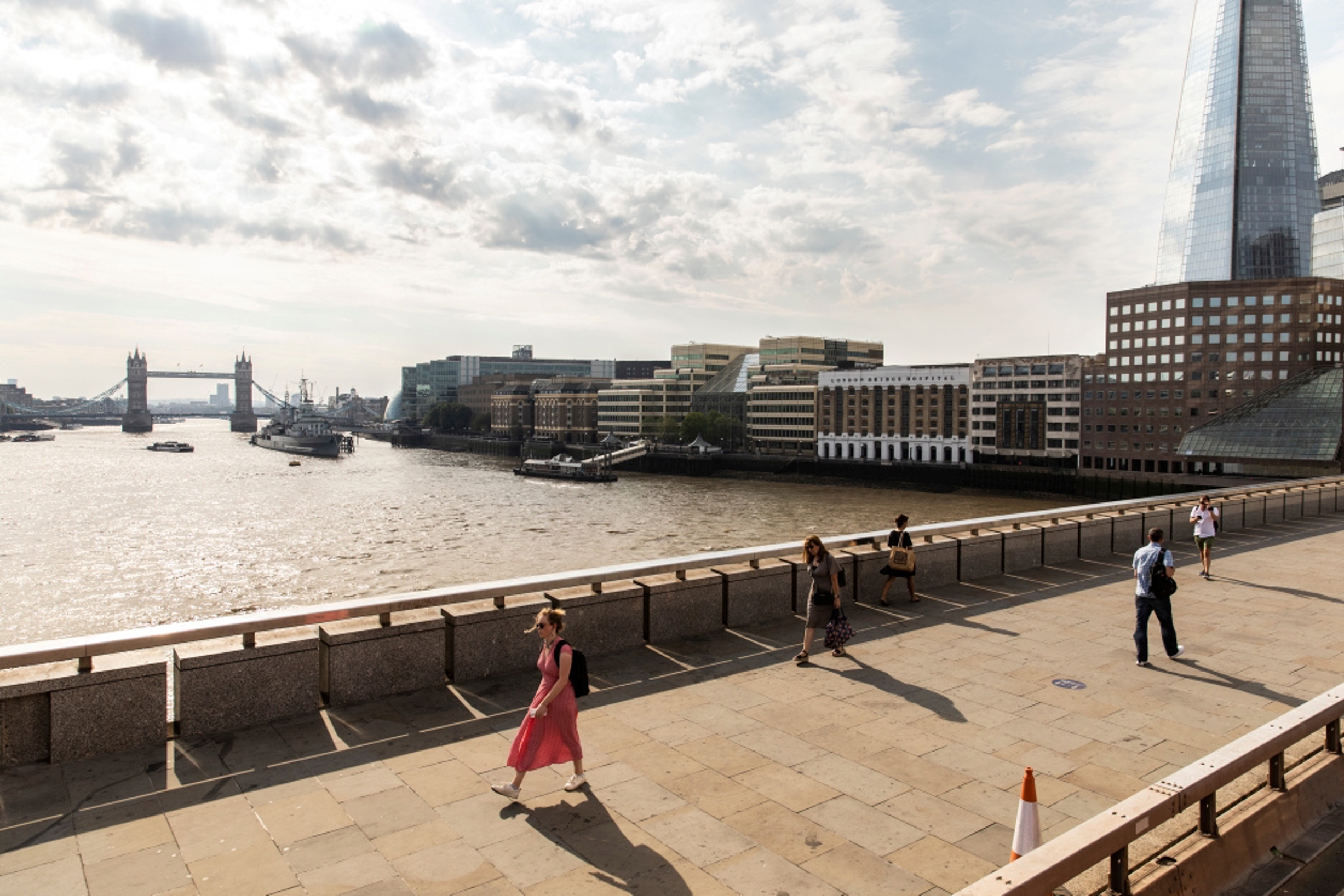 Keeping the River Thames clean in London